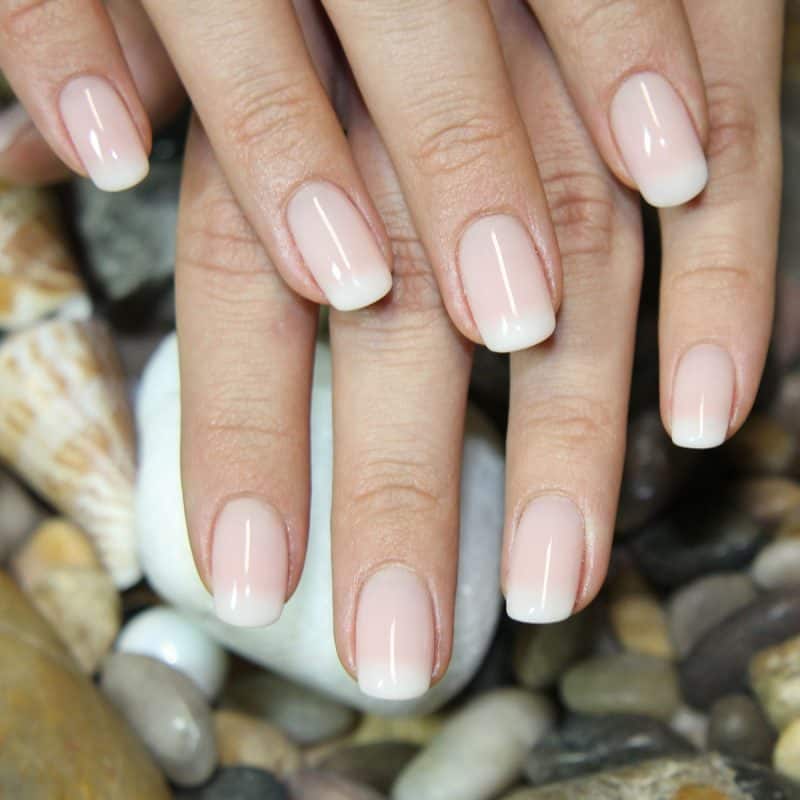 Scopri le Unghie Effetto Baby Boomer